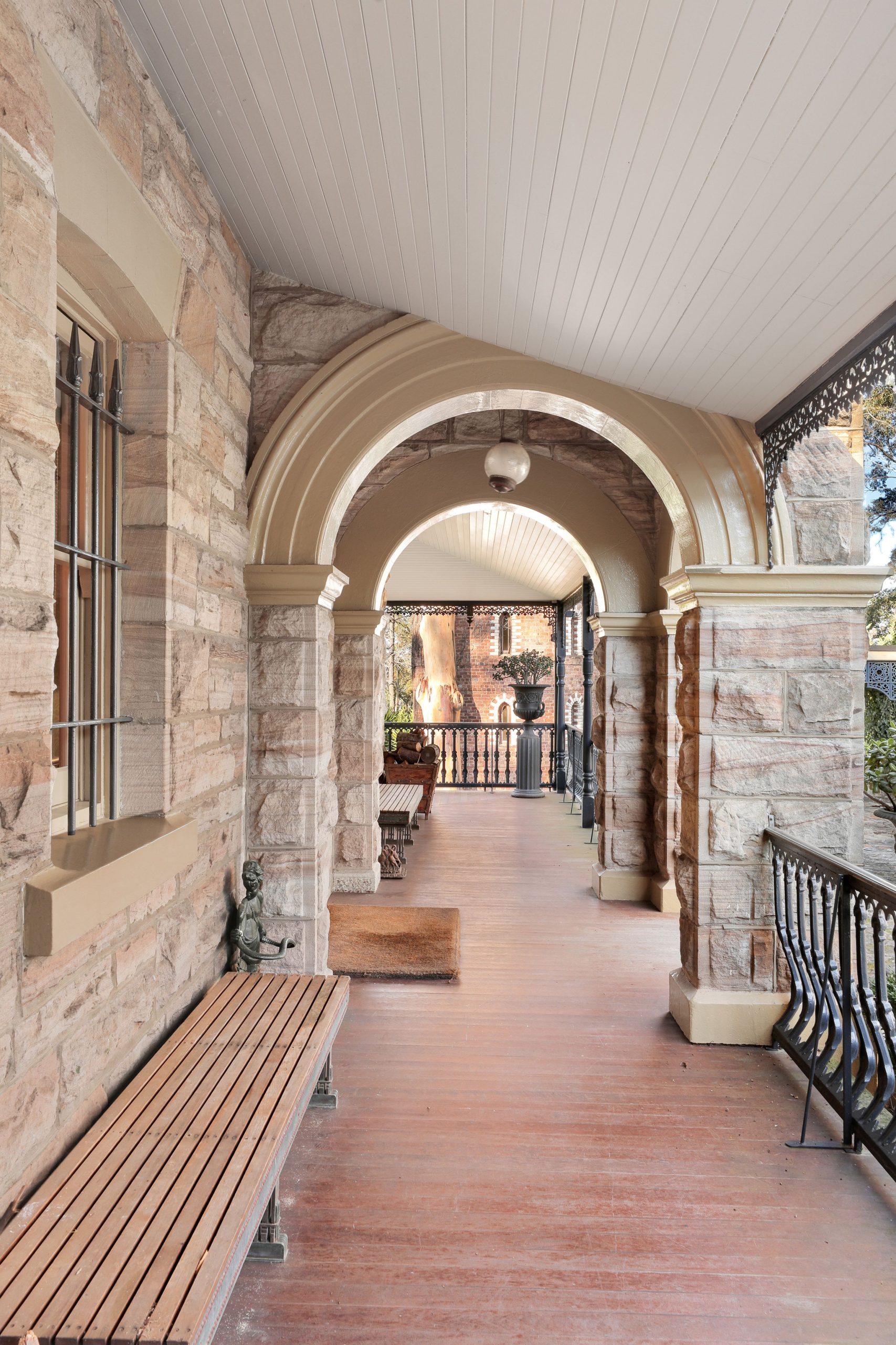 $POA Springwood, AUSTRALIA Castle-like house for sale - Castleist