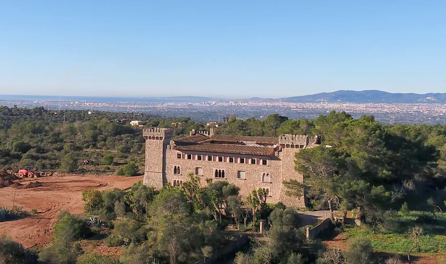 €2.85m Mallorca, SPAIN. Magical Castle near Palma - Castleist