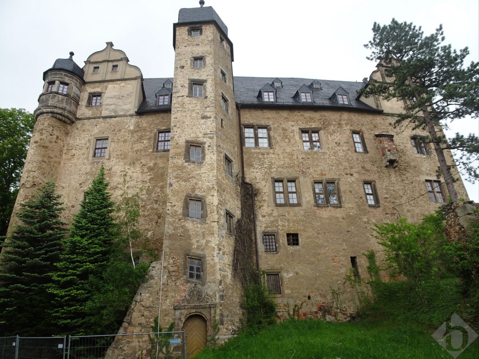 €1.49m Thuringia, GERMANY. Landmark Castle For Sale - Castleist