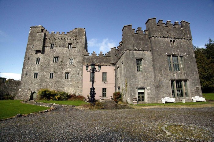 €1.4m. Westmeath, IRELAND. Historic Irish Castle - Castleist