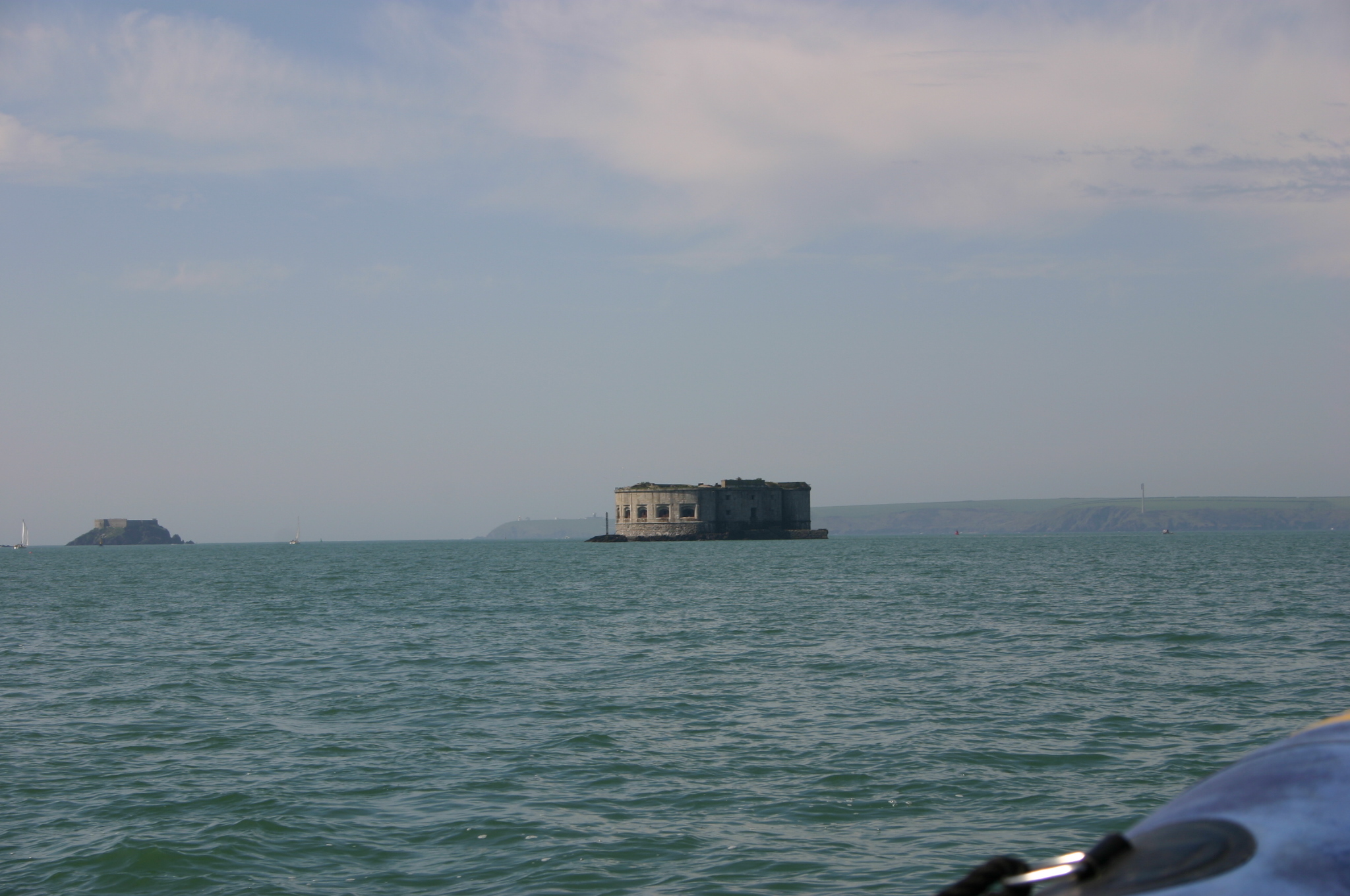 £150k Pembs, WALES. Island Sea Fort - Castleist