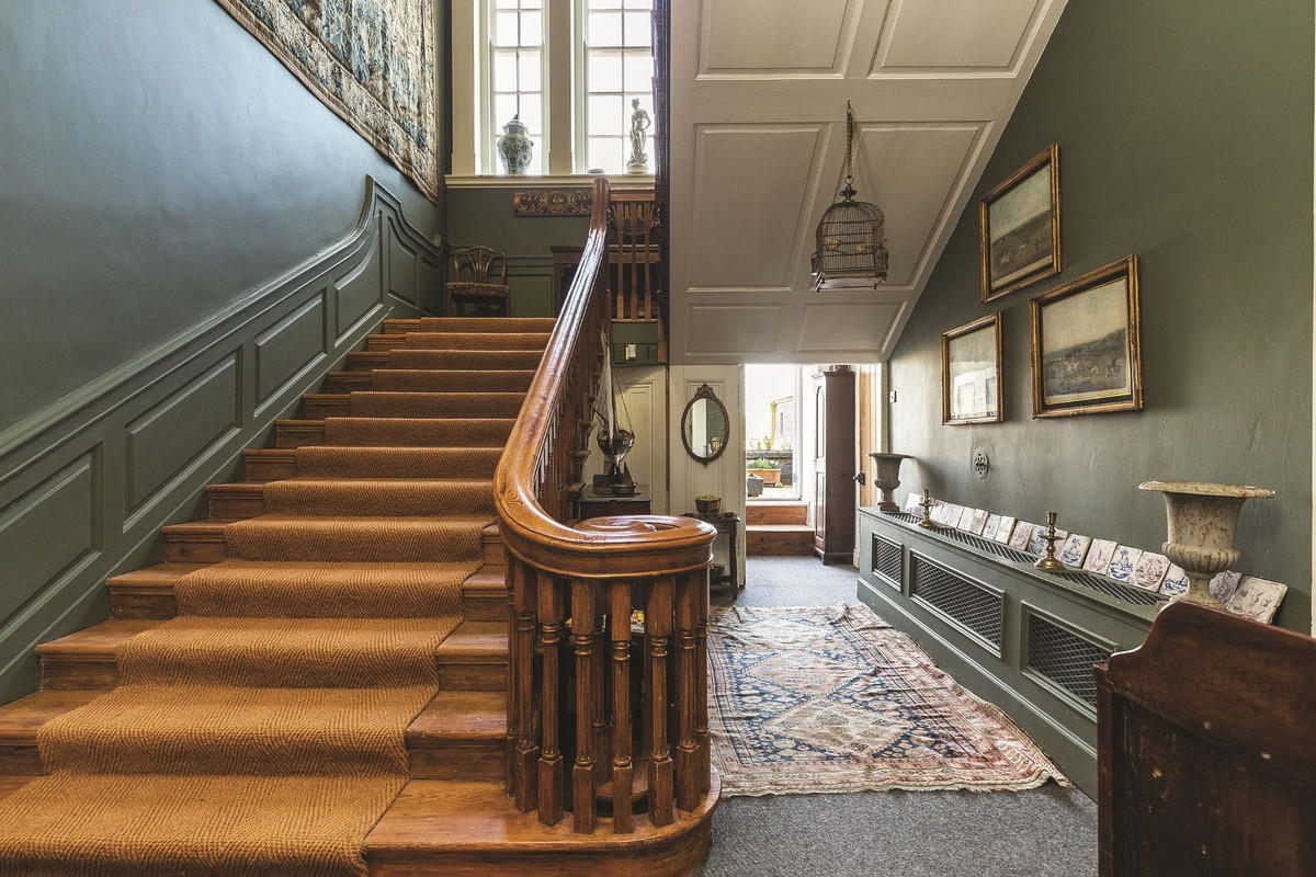 €8.5m IRELAND. Killaleigh Castle For Sale - Castleist