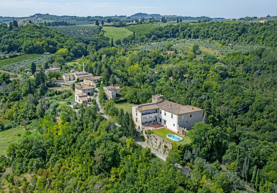 €POA nr Florence, ITALY. Renaissance Castle for sale in Tuscany - Castleist