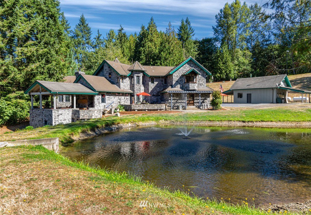 $2.3m Washington, USA. Monroe Castle For Sale on 18 Acres - Castleist