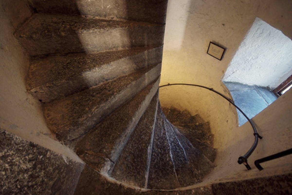 €950k Co. Tipperary, IRELAND. Killahara Castle For Sale - Castleist