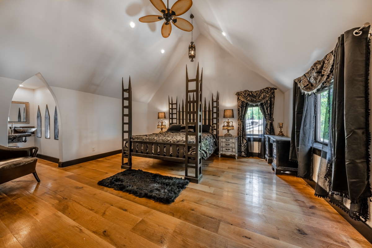 $1.6m TN, USA. Unique Nashville Castle For Sale - Castleist