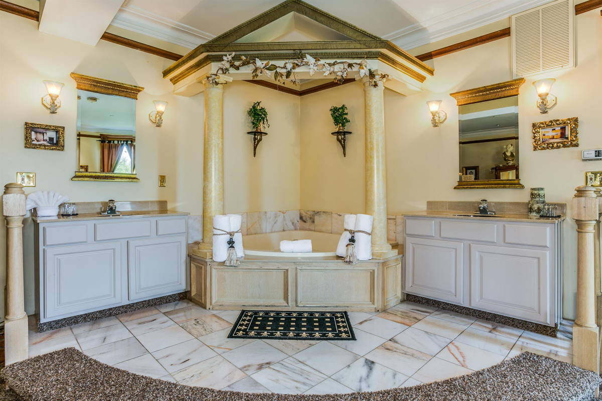 $3.5m Kansas. The Campbell Castle, Wichita is For Sale - Castleist