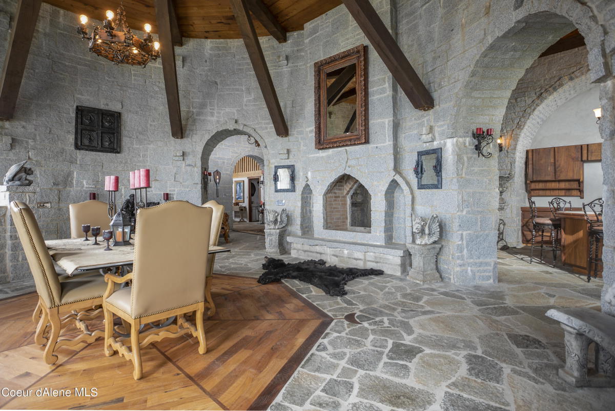 $7m Idaho, USA. Iconic Castle Von Frandsen is For Sale - Castleist