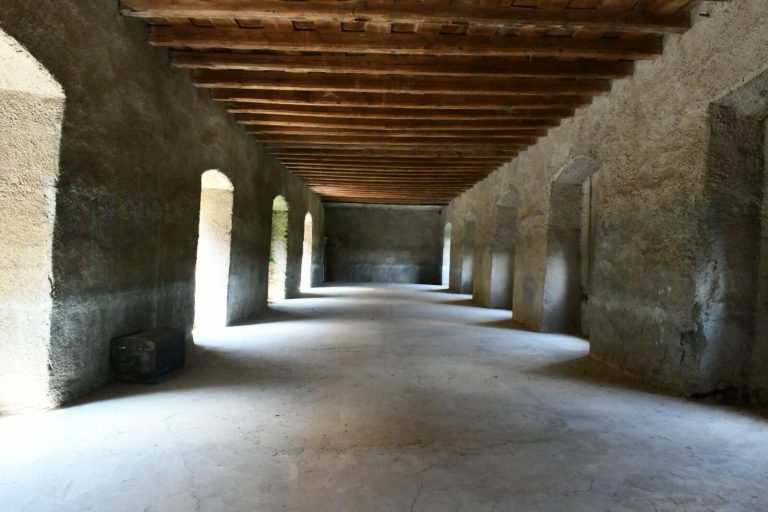 POA Dolní Kounice, CZECHIA. Impressive Castle For Sale - Castleist